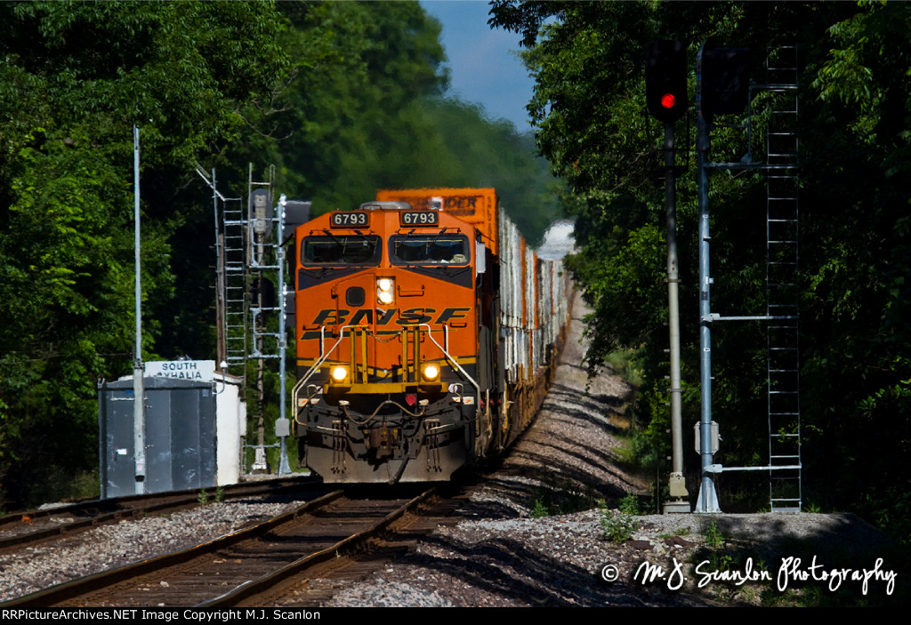 BNSF 6793 @ South Byhalia